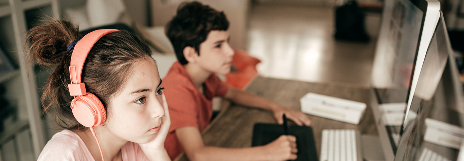 Screencasting in the Classroom: Adopting Video Solutions in Schools